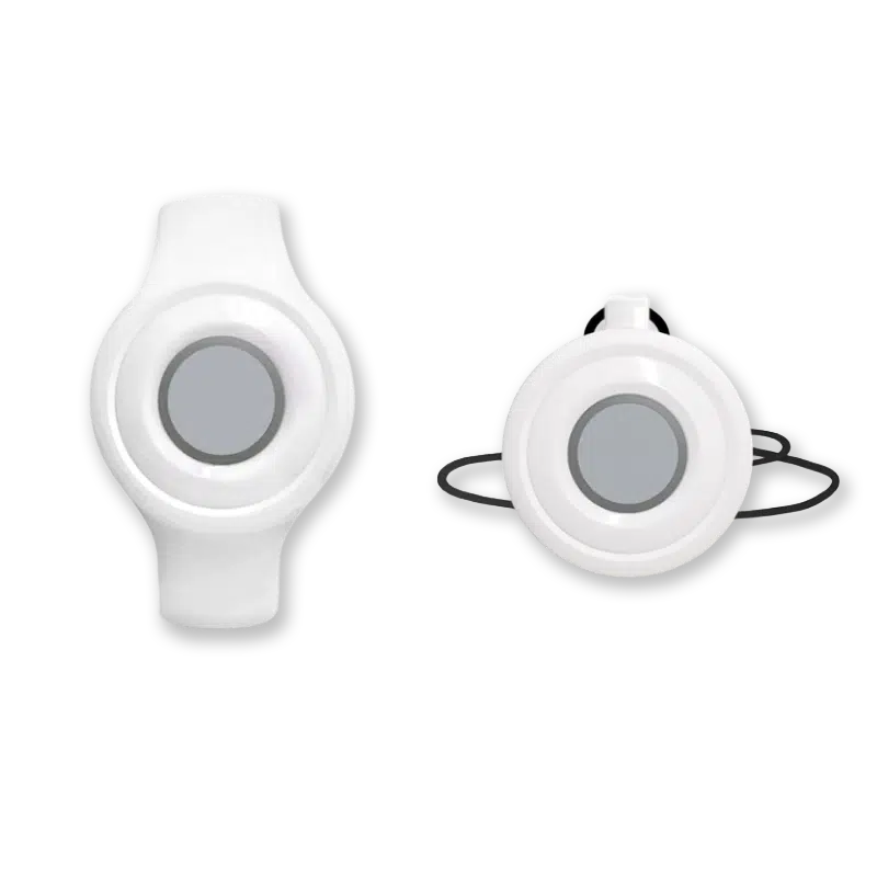 Medical Alert Pendant and Bracelet | Lifeline Canada